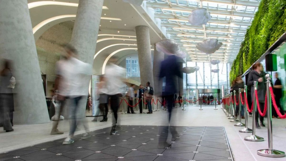 Floors that generate electricity – Amusement Logic