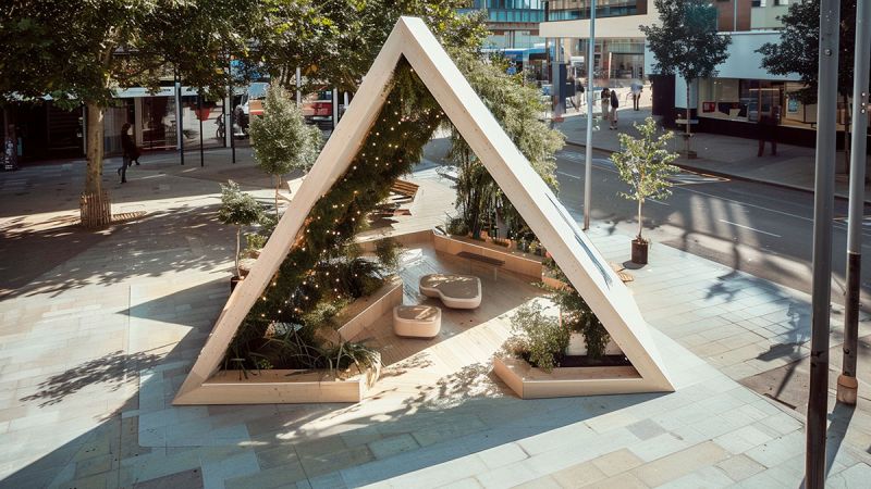 Ecological triangle in an urban environment – Amusement Logic