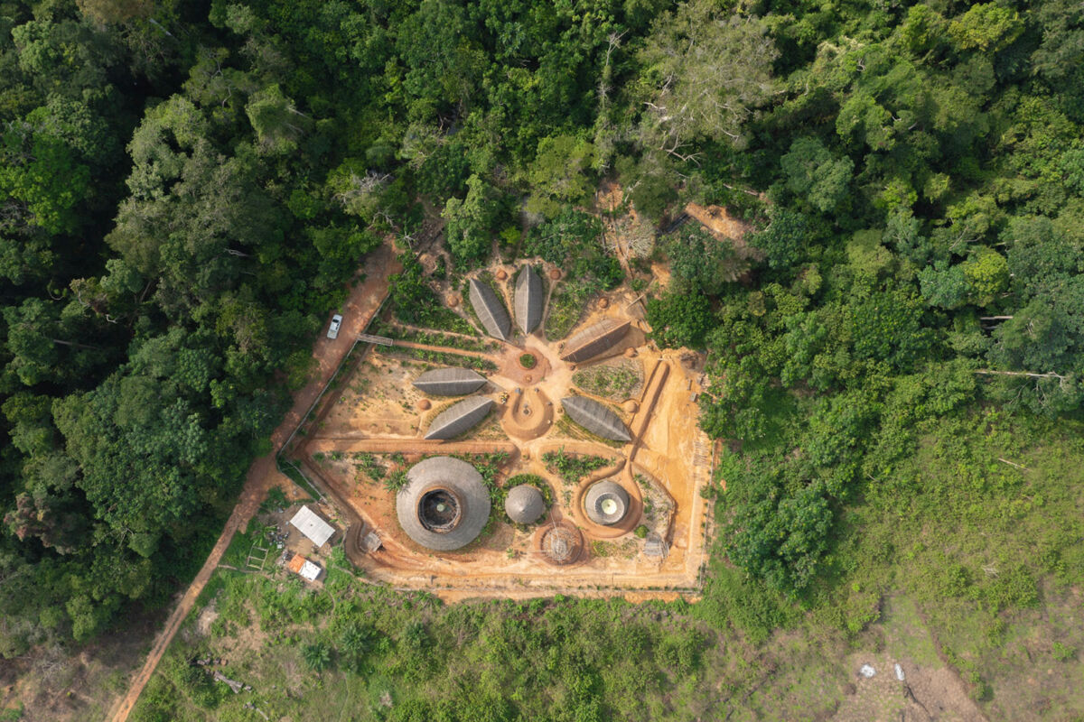 Handmade architecture: Warka Village, Cameroon, Africa